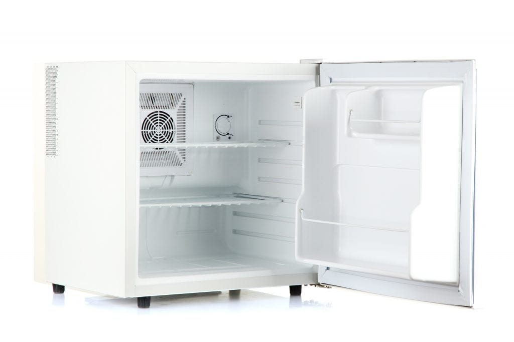 Summer Storage Tips: How to Store Your Mini Fridge - Xtra Storage